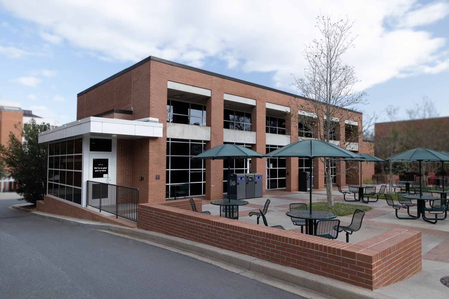 Breakwater Restaurant and Bar | Radium Architecture